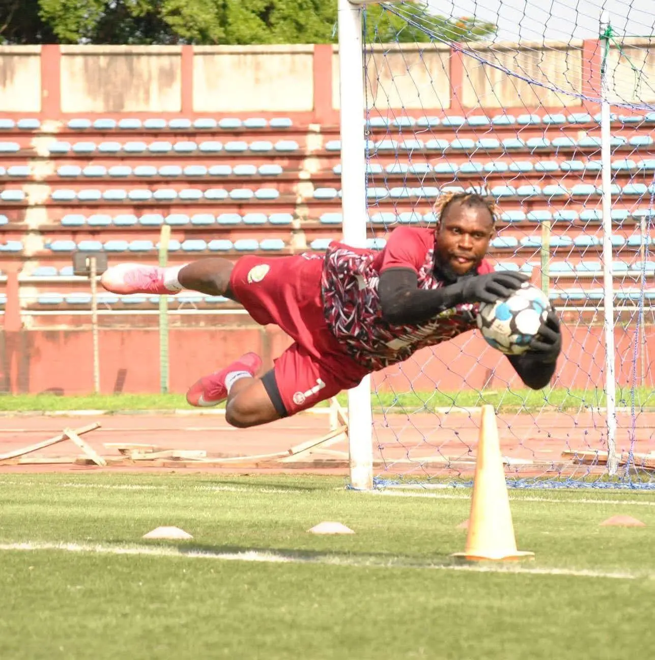 Elkanah Godsgift Joins Shooting Stars for 2025-26 NPFL Season