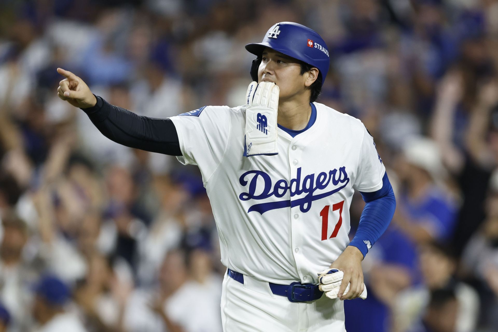 Shohei Ohtani leads Dodgers into NLDS against Phillies